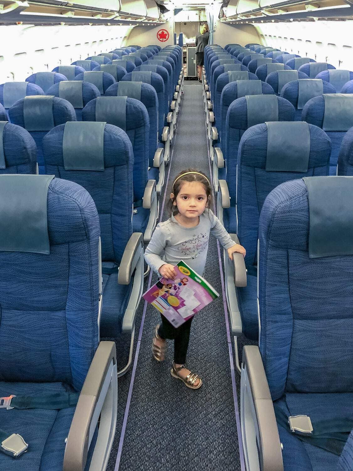 Guide : Mes astuces pour voyager en avion avec ou sans enfants ...