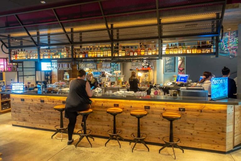 Review : Moxy Osaka Honmachi | Marriott Bonvoy | Milesopedia