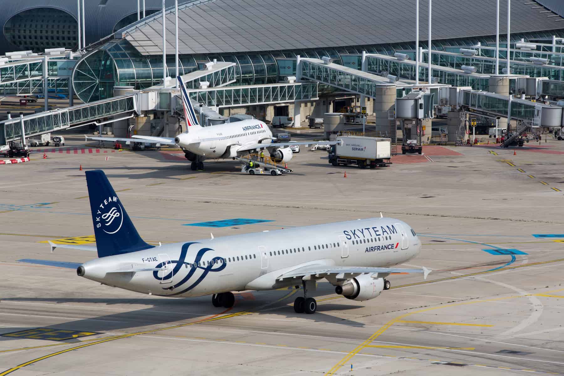 The SkyTeam Airline Alliance: Your Guide to Benefits, Member Airlines ...
