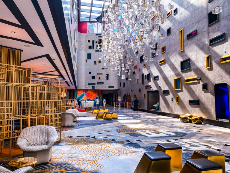 Avis : W Dubai - The Palm | Marriott Bonvoy | Milesopedia