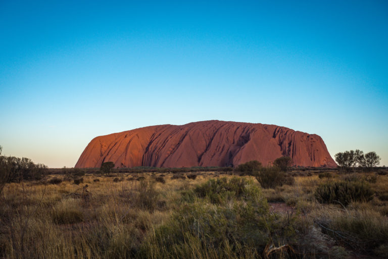 Australia as a Family: Melbourne – Ayers Rock – Darwin | Milesopedia