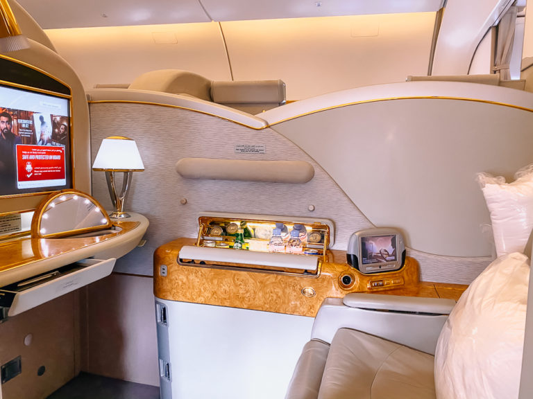 Review: Emirates First Class B777 DXB-YYZ