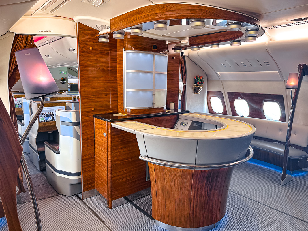 Review: Emirates A380 Business Class | Dubai - Singapore | Milesopedia