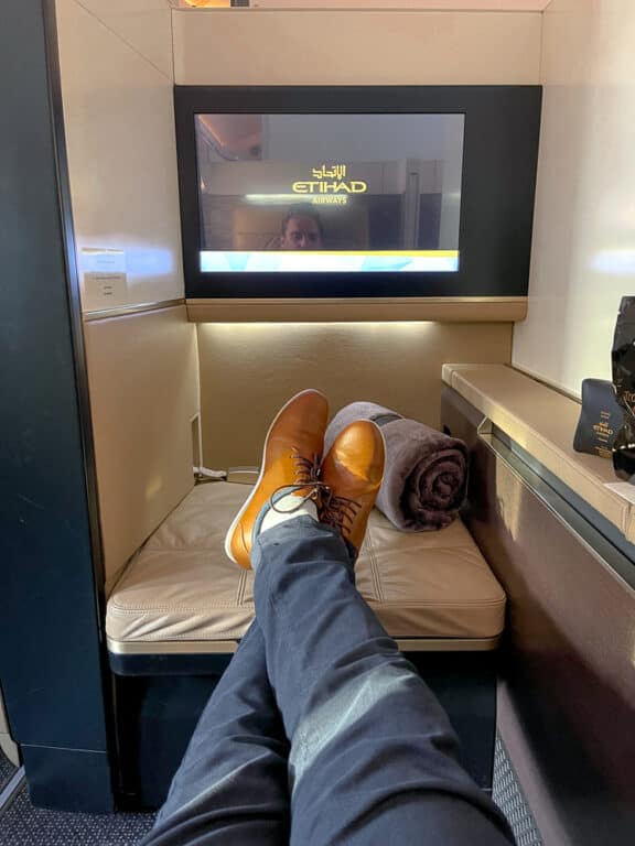 Review: Etihad Airways 787 | First Class | AUH-GVA | Milesopedia