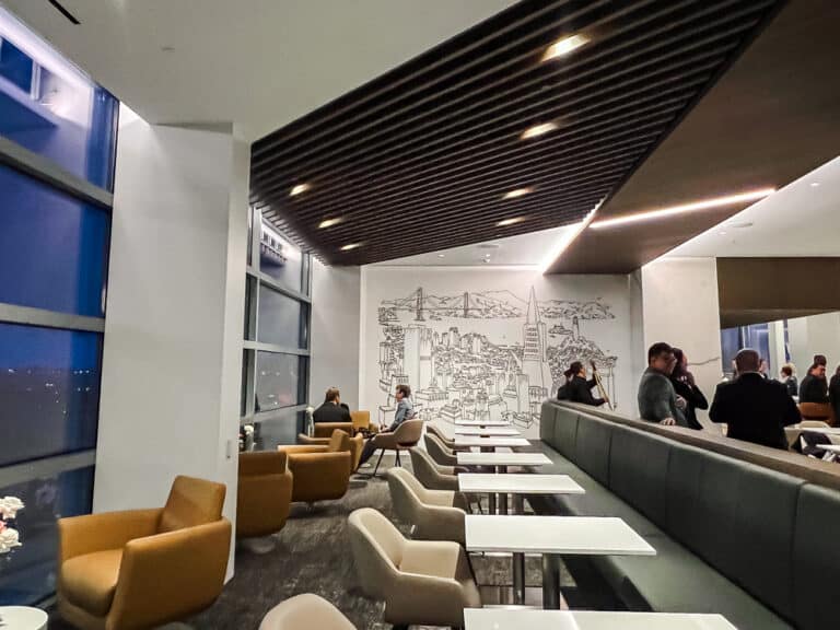 San Francisco (SFO) Maple Leaf Lounge | Air Canada | Milesopedia