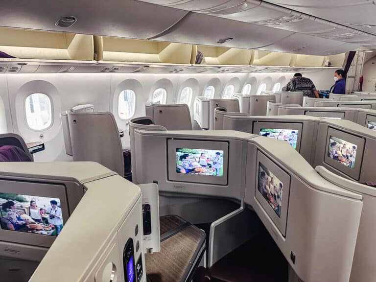 Review : Thai Airways B787-9 Business Class Royal Silk | Milesopedia