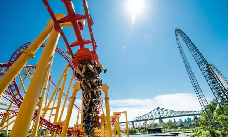 La Ronde : Votre Guide pour une journée de Divertissement à Montréal ...