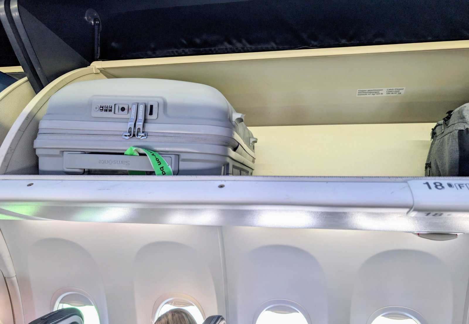 Review : Samsonite Outline Pro Spinner Carry-On | Milesopedia