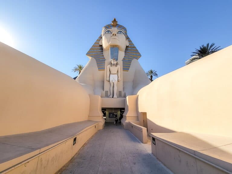 Review : Luxor Hotel & Casino, MGM Collection | Marriott Bonvoy ...
