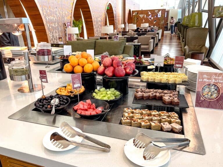 Review: Oman PrimeClass Lounge at Muscat Airport (MCT) | Milesopedia