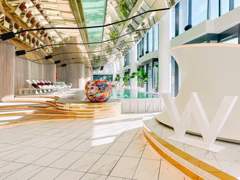 Avis : W Melbourne | Marriott Bonvoy | Milesopedia