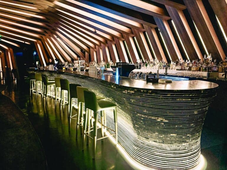 Avis : W Melbourne | Marriott Bonvoy | Milesopedia