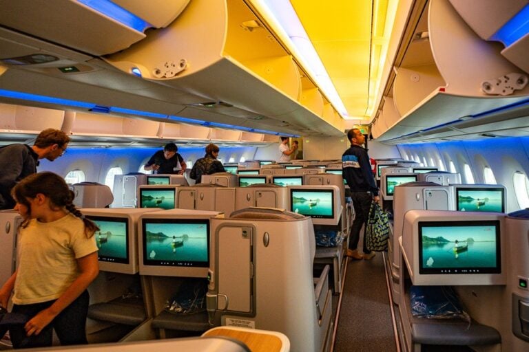 Review: Air Mauritius A350 Business Class | Mauritius MRU - Paris CDG ...