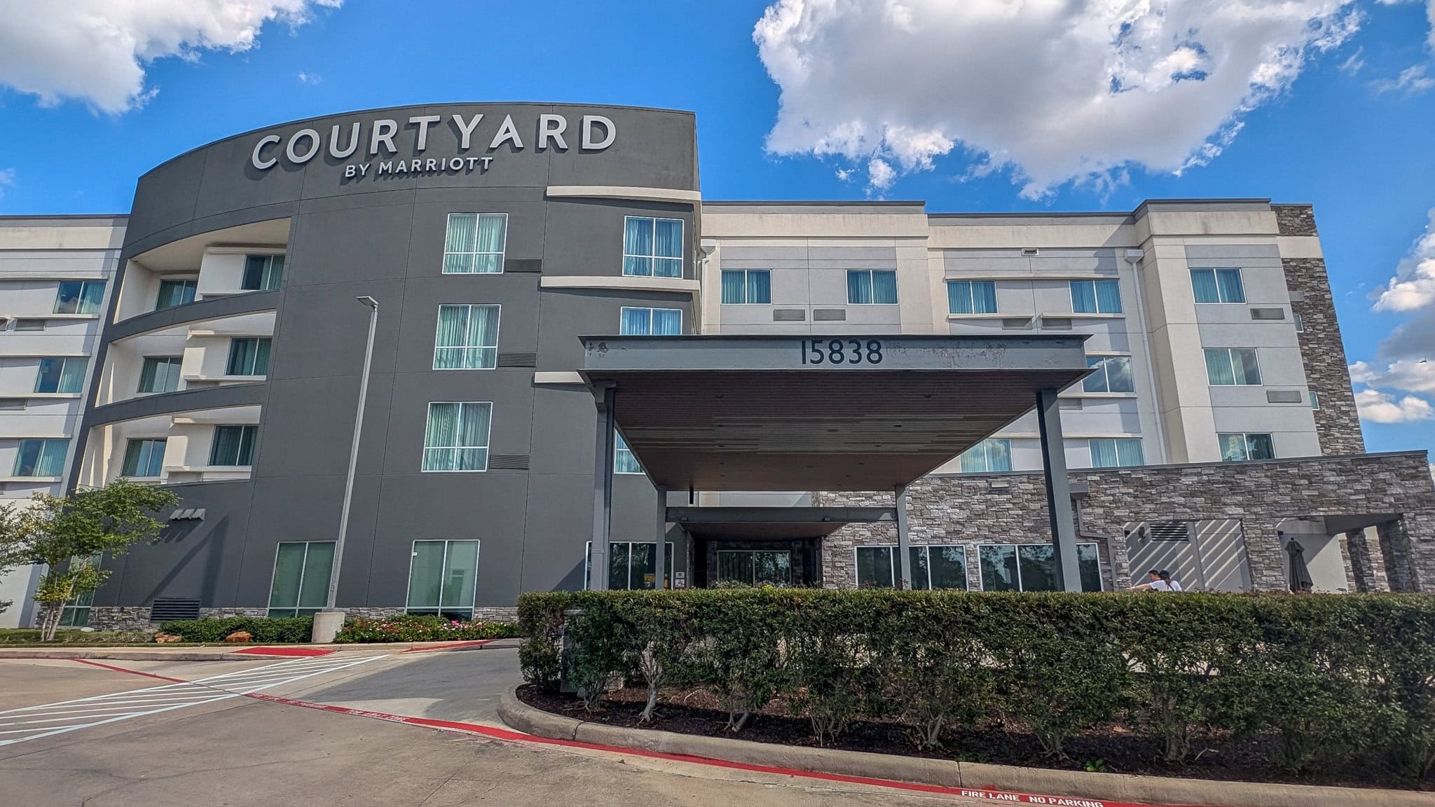 Review : Courtyard Houston Intercontinental Airport | Marriott Bonvoy ...